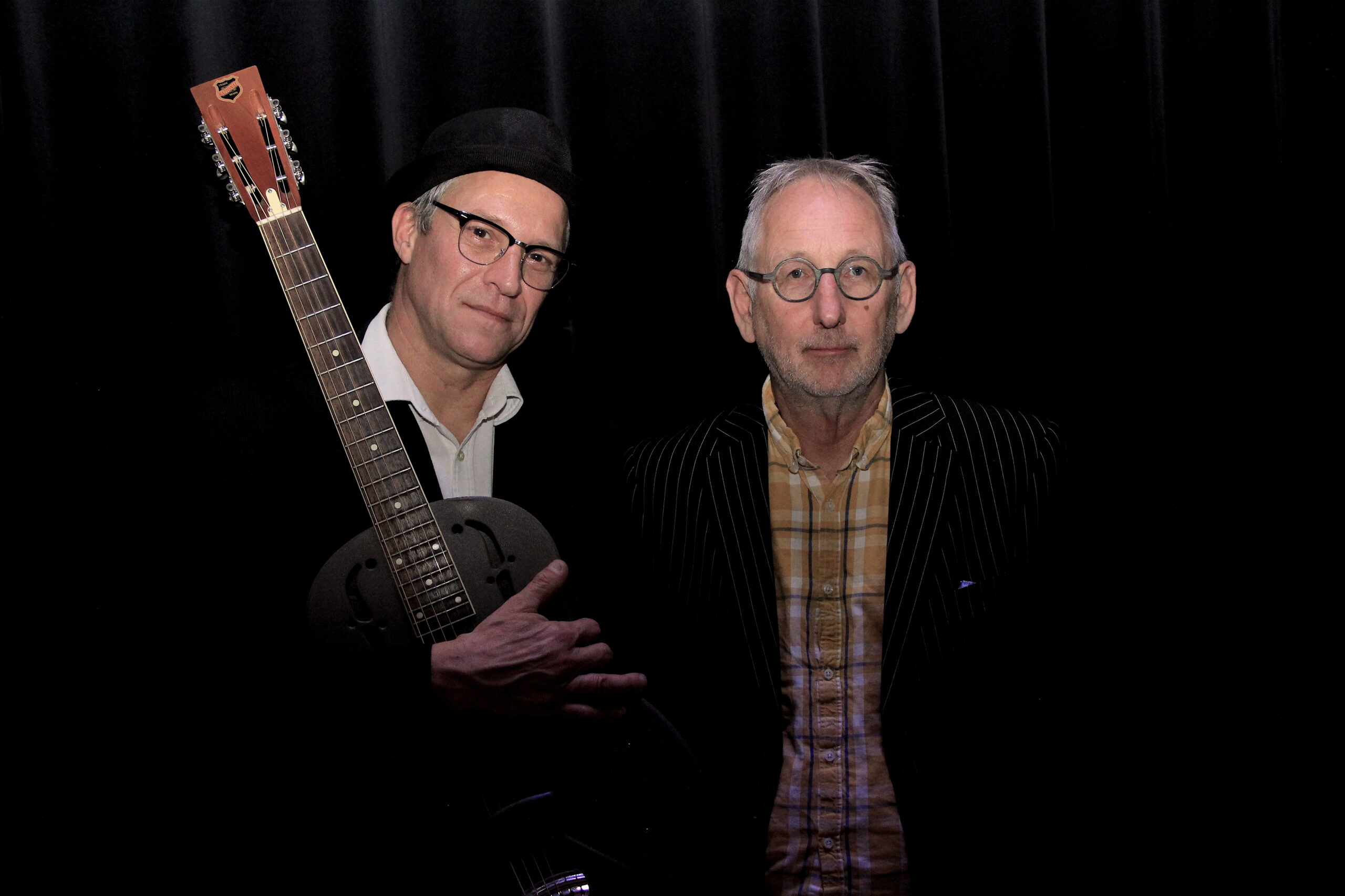 Duivelse verhalen over blueslegende Robert Johnson in Grolloo - C+B ...